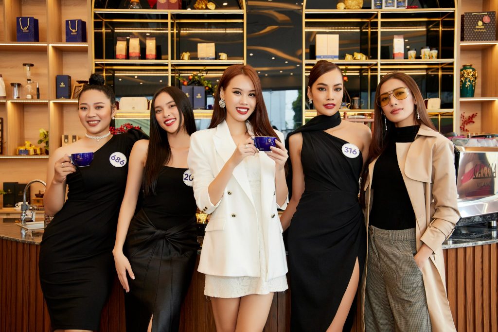 Cà phê Đôi Dép - Gu thưởng thức của người sành điệu - ĐÔI DÉP